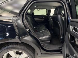 Black Land Rover Range Rover Velar 2018 in Vilnius, with an engine capacity of 2.00 L and mileage of 192 thousand km for 16900 €, photo 11 on AUTOMOTO.COM.LV