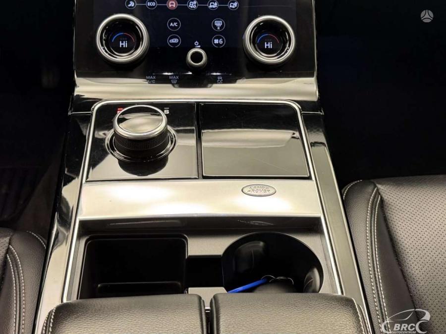 Black Land Rover Range Rover Velar 2018 in Vilnius, with an engine capacity of 2.00 L and mileage of 192 thousand km for 16900 €, photo 20 on AUTOMOTO.COM.LV