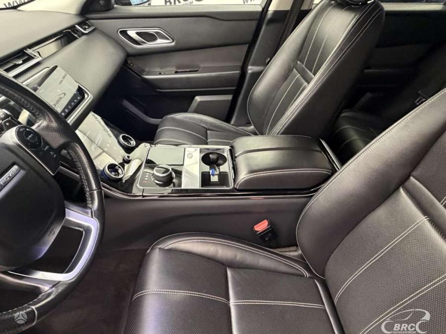 Black Land Rover Range Rover Velar 2018 in Vilnius, with an engine capacity of 2.00 L and mileage of 192 thousand km for 16900 €, photo 26 on AUTOMOTO.COM.LV
