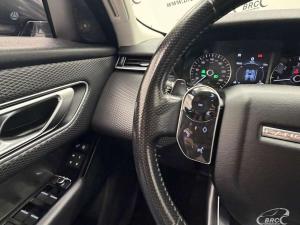 Black Land Rover Range Rover Velar 2018 in Vilnius, with an engine capacity of 2.00 L and mileage of 192 thousand km for 16900 €, photo 31 on AUTOMOTO.COM.LV