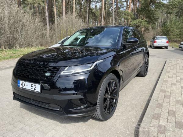 Black Land Rover Range Rover Velar 2018 in Riga, with an engine capacity of 2.00 L and mileage of 195 thousand km for 21900 €, photo 4 on AUTOMOTO.COM.LV