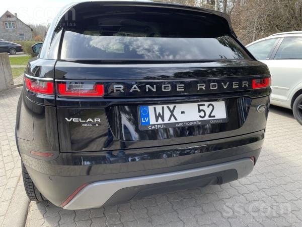 Black Land Rover Range Rover Velar 2018 in Riga, with an engine capacity of 2.00 L and mileage of 195 thousand km for 21900 €, photo 7 on AUTOMOTO.COM.LV