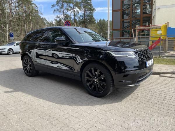 Melns Land Rover Range Rover Velar 2018 Rīga, ar dzinēja tilpumu 2.00 L un nobraukumu 195 tūkst. km par 21900 €, foto  vietnē AUTOMOTO.COM.LV
