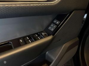 Melns Land Rover Range Rover Velar 2018 Kauņa, ar dzinēja tilpumu 2.99 L un nobraukumu 170 tūkst. km par 26990 €, foto 15 vietnē AUTOMOTO.COM.LV