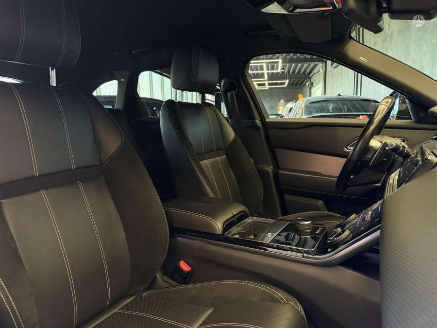 Melns Land Rover Range Rover Velar 2018 Kauņa, ar dzinēja tilpumu 2.99 L un nobraukumu 170 tūkst. km par 26990 €, foto 24 vietnē AUTOMOTO.COM.LV