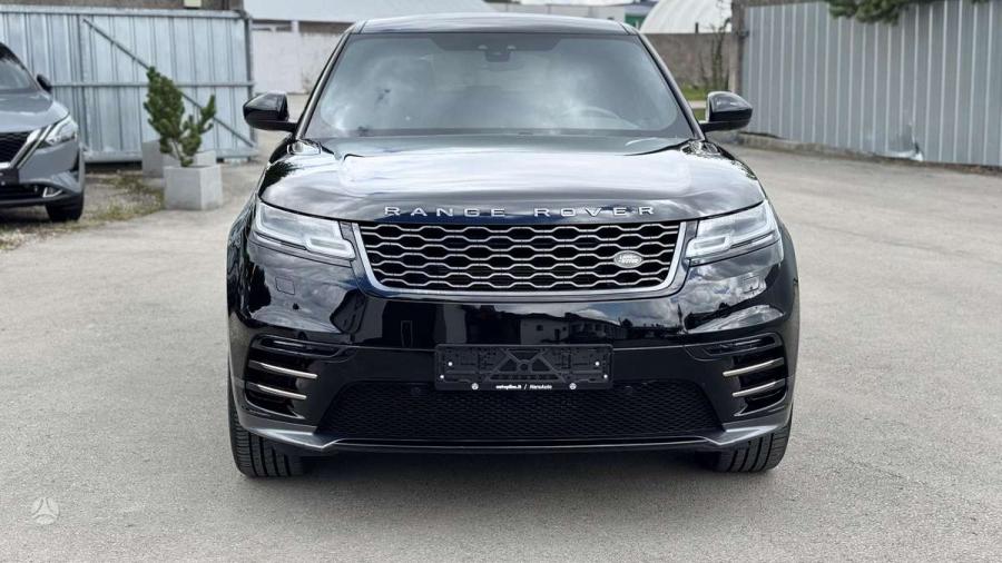 Melns Land Rover Range Rover Velar 2018 Telšiai, ar dzinēja tilpumu 2.00 L un nobraukumu 158 tūkst. km par 19800 €, foto 5 vietnē AUTOMOTO.COM.LV