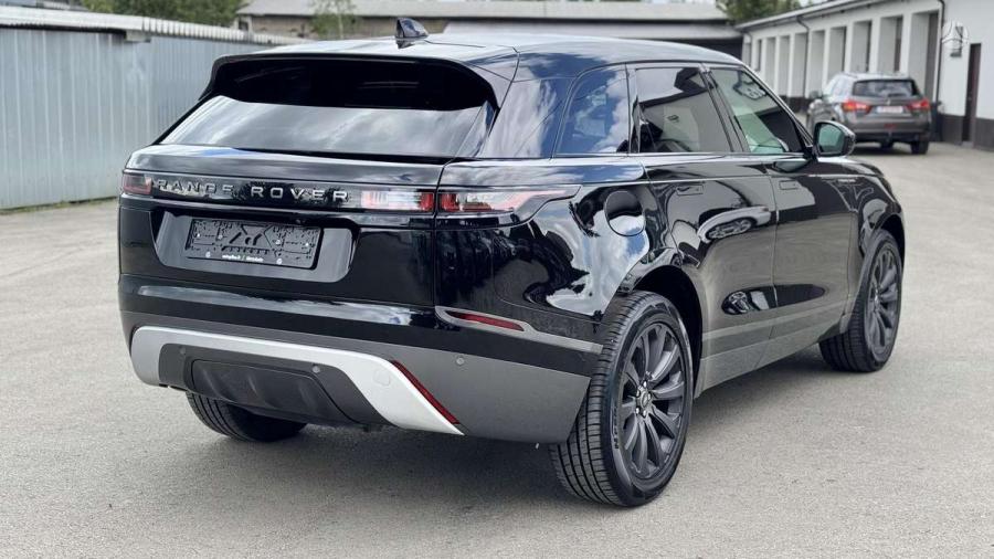 Melns Land Rover Range Rover Velar 2018 Telšiai, ar dzinēja tilpumu 2.00 L un nobraukumu 158 tūkst. km par 19800 €, foto 18 vietnē AUTOMOTO.COM.LV