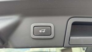 Melns Land Rover Range Rover Velar 2018 Telšiai, ar dzinēja tilpumu 2.00 L un nobraukumu 158 tūkst. km par 19800 €, foto 64 vietnē AUTOMOTO.COM.LV