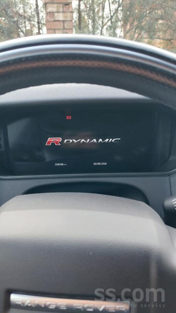 Melns Land Rover Range Rover Velar 2018 Daugavpils, ar dzinēja tilpumu 3.00 L un nobraukumu 59 tūkst. km par 31500 €, foto 11 vietnē AUTOMOTO.COM.LV