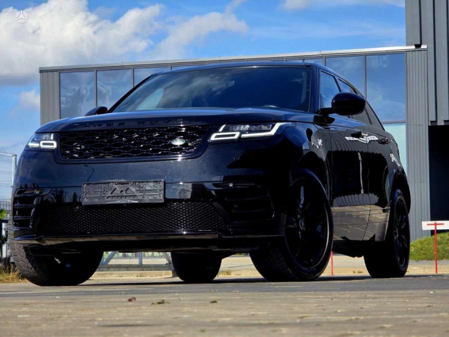 Black Land Rover Range Rover Velar 2018 in Siauliai, with an engine capacity of 2.00 L and mileage of 159 thousand km for 19250 €, photo 5 on AUTOMOTO.COM.LV