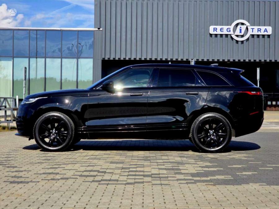 Black Land Rover Range Rover Velar 2018 in Siauliai, with an engine capacity of 2.00 L and mileage of 159 thousand km for 19250 €, photo 6 on AUTOMOTO.COM.LV