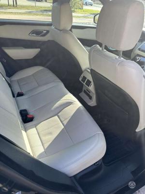 Melns Land Rover Range Rover Velar 2018 Liepāja, ar dzinēja tilpumu 2.00 L un nobraukumu 114 tūkst. km par 25600 €, foto 13 vietnē AUTOMOTO.COM.LV