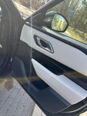 Melns Land Rover Range Rover Velar 2018 Liepāja, ar dzinēja tilpumu 2.00 L un nobraukumu 114 tūkst. km par 25600 €, foto 14 vietnē AUTOMOTO.COM.LV