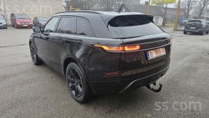 Black Land Rover Range Rover Velar 2019 in Riga, with an engine capacity of 2.00 L and mileage of 162 thousand km for 27550 €, photo 7 on AUTOMOTO.COM.LV