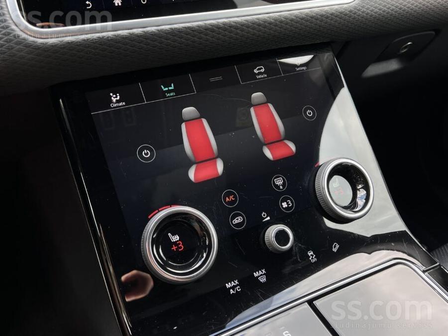 Black Land Rover Range Rover Velar 2019 in Riga, with an engine capacity of 2.00 L and mileage of 162 thousand km for 27550 €, photo 20 on AUTOMOTO.COM.LV