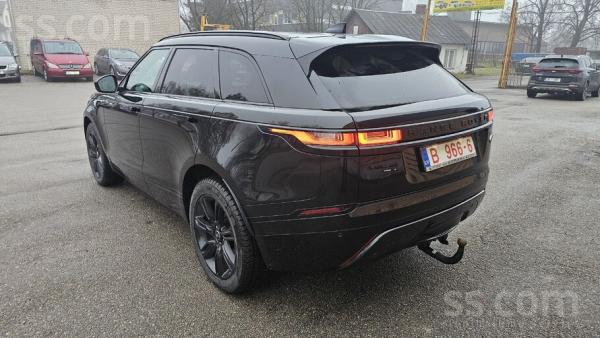 Black Land Rover Range Rover Velar 2019 in Riga, with an engine capacity of 2.00 L and mileage of 162 thousand km for 27550 €, photo 7 on AUTOMOTO.COM.LV