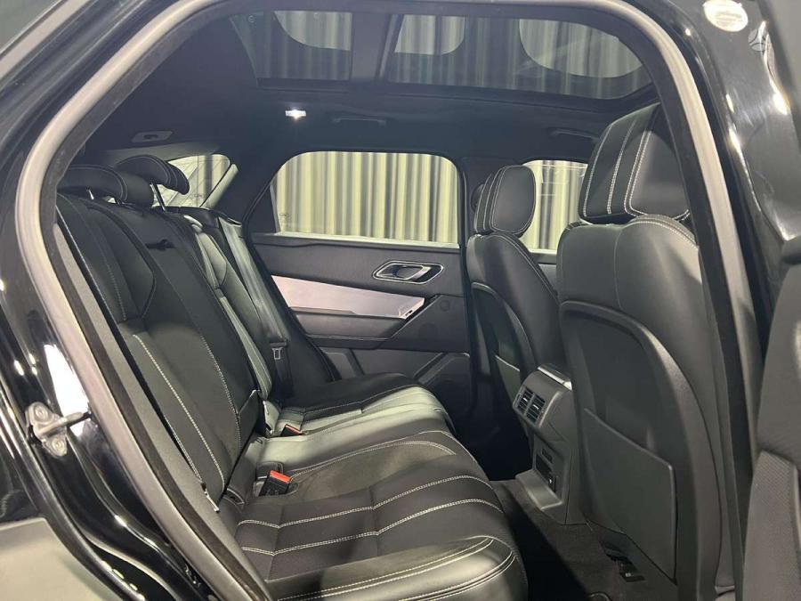 Melns Land Rover Range Rover Velar 2019 Marijampole, ar dzinēja tilpumu 2.00 L un nobraukumu 149 tūkst. km par 23350 €, foto 23 vietnē AUTOMOTO.COM.LV