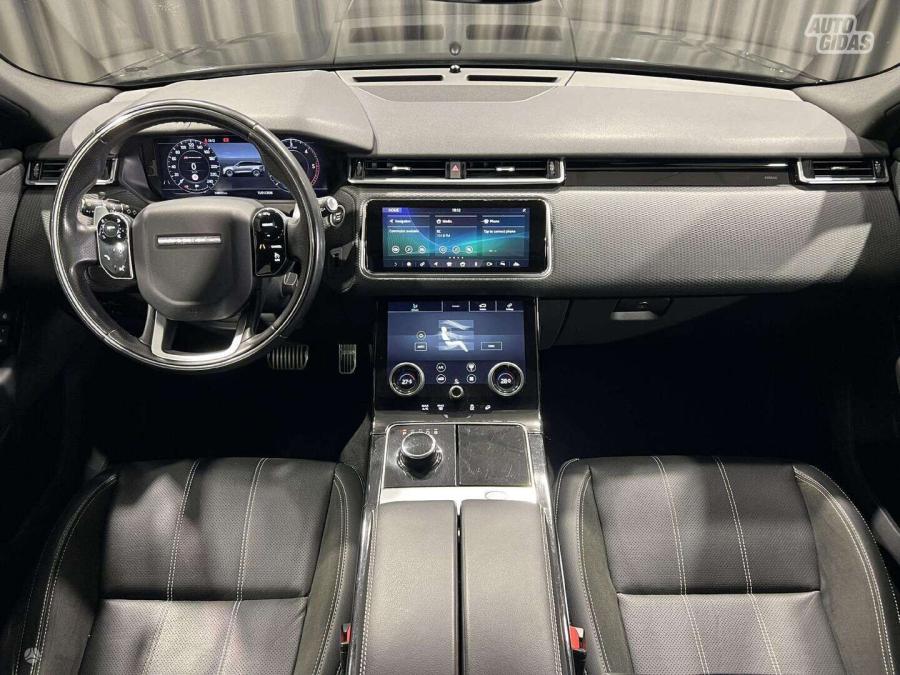 Melns Land Rover Range Rover Velar 2019 Marijampole, ar dzinēja tilpumu 2.00 L un nobraukumu 149 tūkst. km par 23350 €, foto 16 vietnē AUTOMOTO.COM.LV