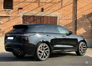Melns Land Rover Range Rover Velar 2019 Kauņa, ar dzinēja tilpumu 5.00 L un nobraukumu 68 tūkst. km par 74500 €, foto 3 vietnē AUTOMOTO.COM.LV