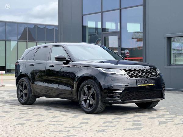 Black Land Rover Range Rover Velar 2019 in Siauliai, with an engine capacity of 2.00 L and mileage of 163 thousand km for 26400 €, photo 1 on AUTOMOTO.COM.LV