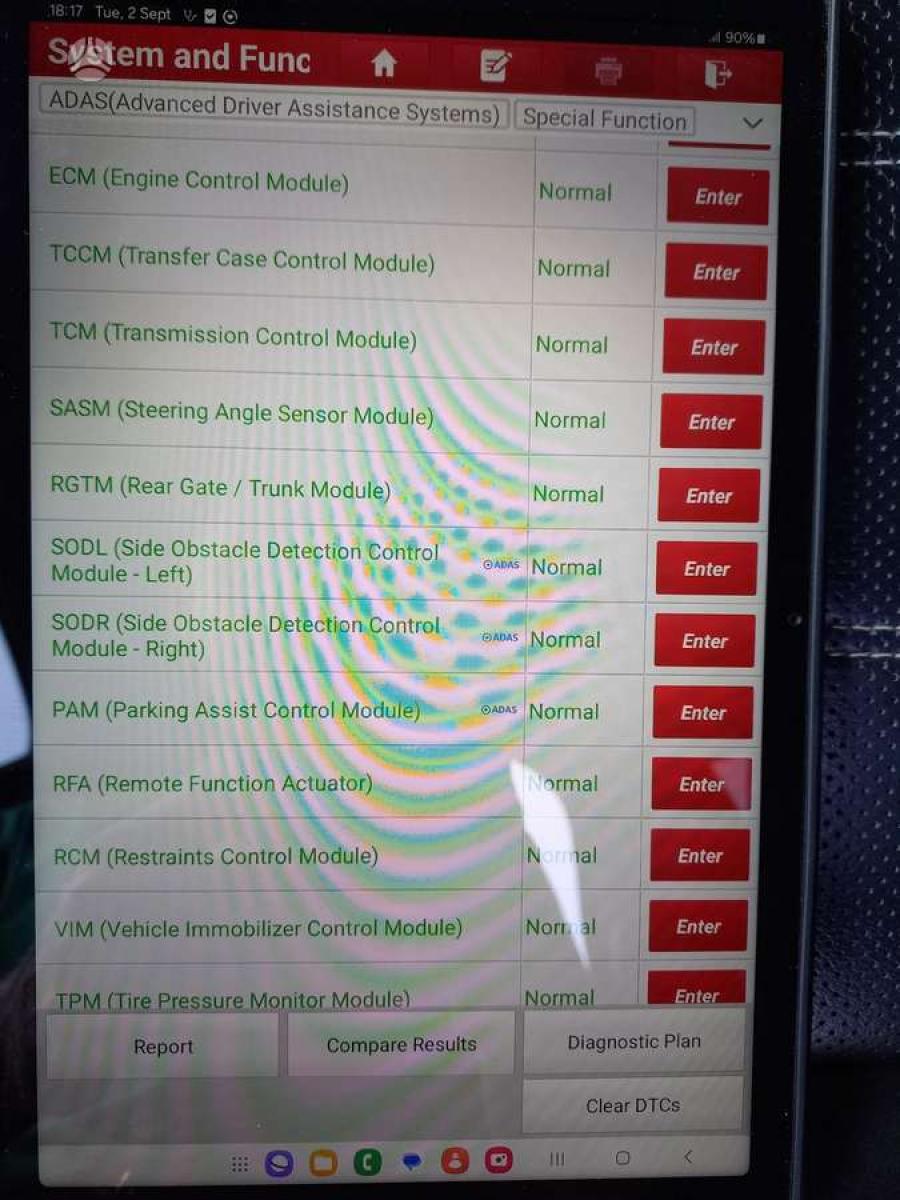 Черный Ленд Ровер Рендж Ровер Велар 2019 в Шяуляй, объемом двигателя 2.00 л и пробегом 64 тыс. км за 24950 €, фото 36 на AUTOMOTO.COM.LV