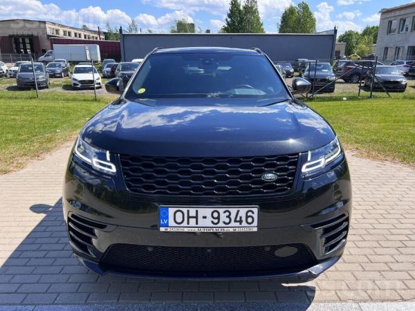 Black Land Rover Range Rover Velar 2019 in Limbazi, with an engine capacity of 2.00 L and mileage of 166 thousand km for 24550 €, photo 2 on AUTOMOTO.COM.LV