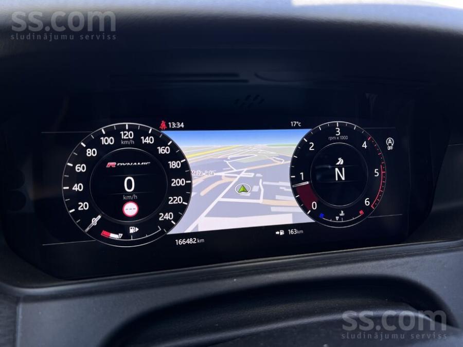 Black Land Rover Range Rover Velar 2019 in Limbazi, with an engine capacity of 2.00 L and mileage of 166 thousand km for 24550 €, photo 28 on AUTOMOTO.COM.LV