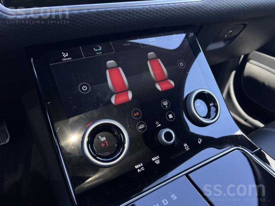 Melns Land Rover Range Rover Velar 2019 Limbaži, ar dzinēja tilpumu 2.00 L un nobraukumu 166 tūkst. km par 24550 €, foto 19 vietnē AUTOMOTO.COM.LV