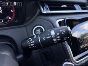 Melns Land Rover Range Rover Velar 2019 Limbaži, ar dzinēja tilpumu 2.00 L un nobraukumu 166 tūkst. km par 24550 €, foto 21 vietnē AUTOMOTO.COM.LV