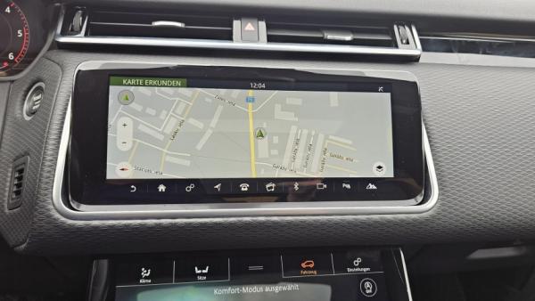 Melns Land Rover Range Rover Velar 2019 Rīga, ar dzinēja tilpumu 2.00 L un nobraukumu 162 tūkst. km par 29500 €, foto 3 vietnē AUTOMOTO.COM.LV