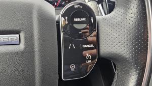 Melns Land Rover Range Rover Velar 2019 Rīga, ar dzinēja tilpumu 2.00 L un nobraukumu 162 tūkst. km par 29500 €, foto 12 vietnē AUTOMOTO.COM.LV