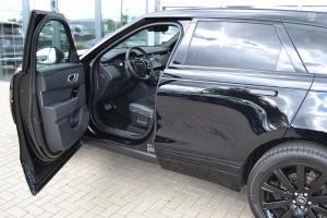 Melns Land Rover Range Rover Velar 2019 Viļņa, ar dzinēja tilpumu 2.00 L un nobraukumu 148 tūkst. km par 20000 €, foto 15 vietnē AUTOMOTO.COM.LV