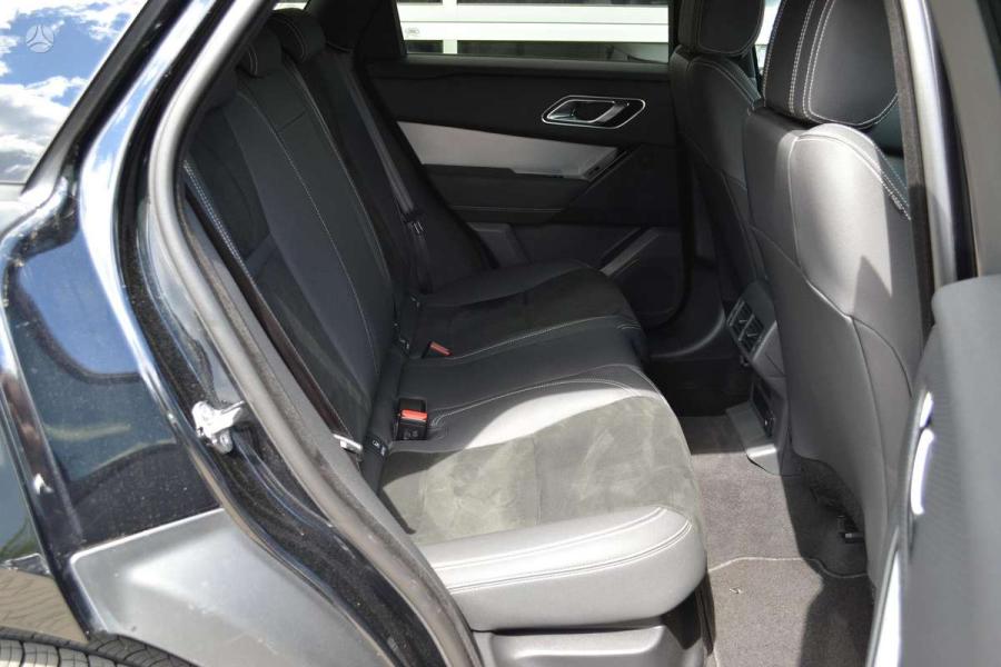 Melns Land Rover Range Rover Velar 2019 Viļņa, ar dzinēja tilpumu 2.00 L un nobraukumu 148 tūkst. km par 20000 €, foto 26 vietnē AUTOMOTO.COM.LV