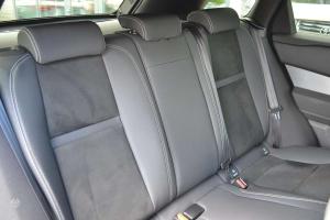 Melns Land Rover Range Rover Velar 2019 Viļņa, ar dzinēja tilpumu 2.00 L un nobraukumu 148 tūkst. km par 20000 €, foto 27 vietnē AUTOMOTO.COM.LV