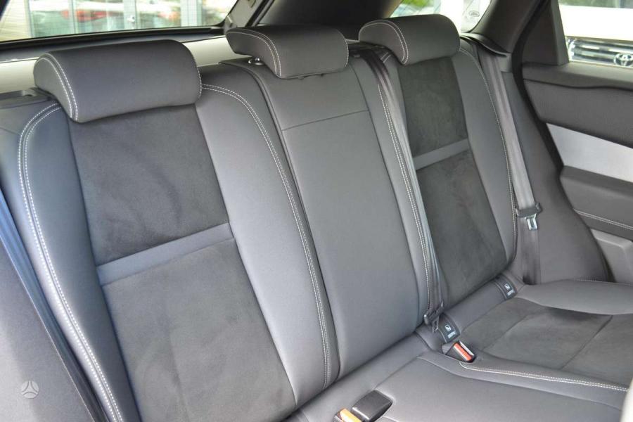 Melns Land Rover Range Rover Velar 2019 Viļņa, ar dzinēja tilpumu 2.00 L un nobraukumu 148 tūkst. km par 20000 €, foto 27 vietnē AUTOMOTO.COM.LV