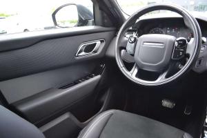 Melns Land Rover Range Rover Velar 2019 Viļņa, ar dzinēja tilpumu 2.00 L un nobraukumu 148 tūkst. km par 20000 €, foto 32 vietnē AUTOMOTO.COM.LV