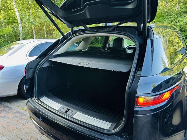Black Land Rover Range Rover Velar 2019 in Kaunas, with an engine capacity of 2.00 L and mileage of 220 thousand km for 19350 €, photo 7 on AUTOMOTO.COM.LV