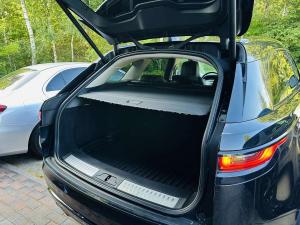 Black Land Rover Range Rover Velar 2019 in Kaunas, with an engine capacity of 2.00 L and mileage of 220 thousand km for 19350 €, photo 8 on AUTOMOTO.COM.LV