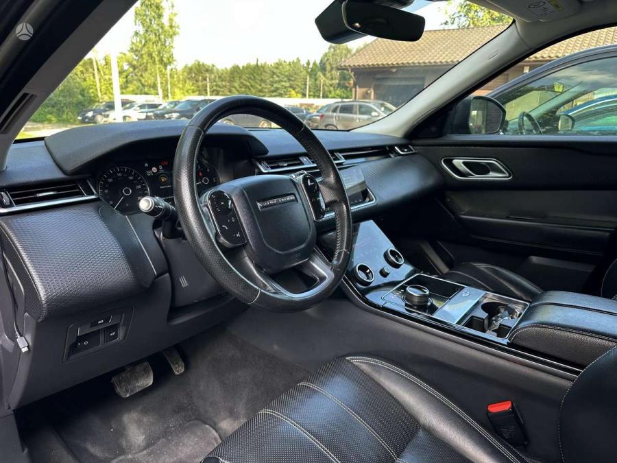Black Land Rover Range Rover Velar 2019 in Kaunas, with an engine capacity of 2.00 L and mileage of 220 thousand km for 19350 €, photo 13 on AUTOMOTO.COM.LV