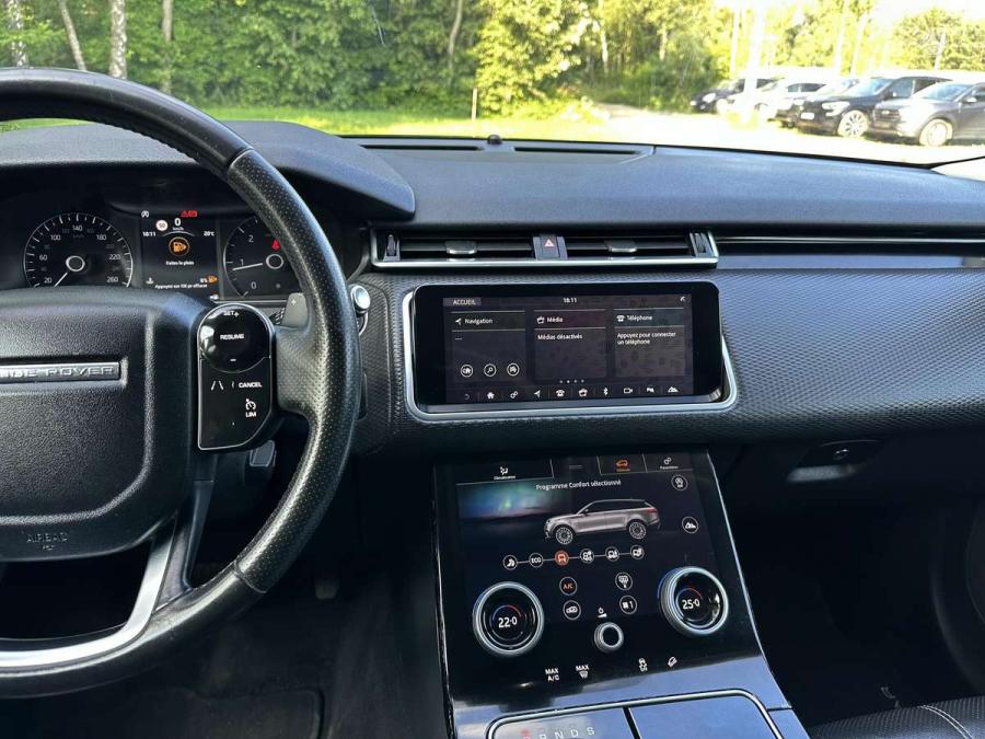 Black Land Rover Range Rover Velar 2019 in Kaunas, with an engine capacity of 2.00 L and mileage of 220 thousand km for 19350 €, photo 20 on AUTOMOTO.COM.LV