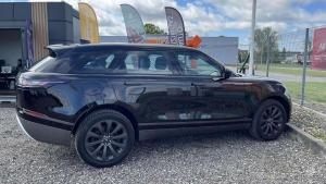 Melns Land Rover Range Rover Velar 2019 Marijampole, ar dzinēja tilpumu 2.00 L un nobraukumu 149 tūkst. km par 19990 €, foto 17 vietnē AUTOMOTO.COM.LV