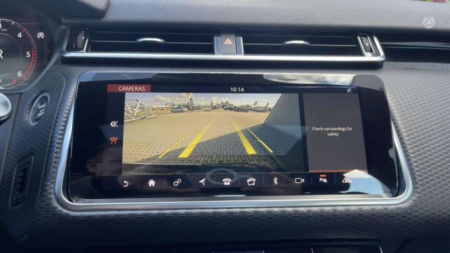 Melns Land Rover Range Rover Velar 2019 Marijampole, ar dzinēja tilpumu 2.00 L un nobraukumu 149 tūkst. km par 19990 €, foto 29 vietnē AUTOMOTO.COM.LV