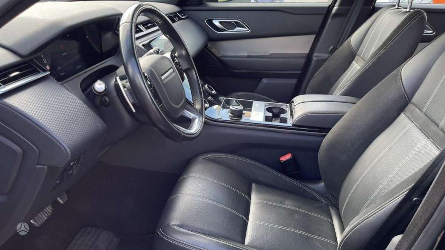 Melns Land Rover Range Rover Velar 2019 Marijampole, ar dzinēja tilpumu 2.00 L un nobraukumu 149 tūkst. km par 19990 €, foto 37 vietnē AUTOMOTO.COM.LV