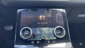 Melns Land Rover Range Rover Velar 2019 Marijampole, ar dzinēja tilpumu 2.00 L un nobraukumu 149 tūkst. km par 19990 €, foto 39 vietnē AUTOMOTO.COM.LV