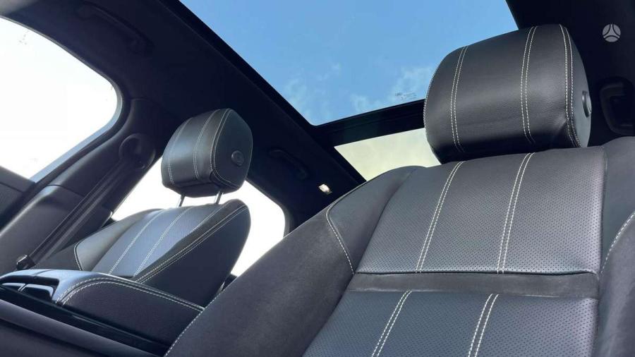 Melns Land Rover Range Rover Velar 2019 Marijampole, ar dzinēja tilpumu 2.00 L un nobraukumu 149 tūkst. km par 19990 €, foto 46 vietnē AUTOMOTO.COM.LV