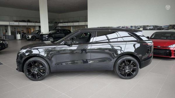 Melns Land Rover Range Rover Velar 2019 Marijampole, ar dzinēja tilpumu 2.00 L un nobraukumu 114 tūkst. km par 25999 €, foto 5 vietnē AUTOMOTO.COM.LV