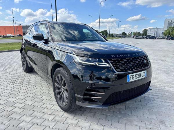 Melns Land Rover Range Rover Velar 2019 Tauragė, ar dzinēja tilpumu 2.00 L un nobraukumu 140 tūkst. km par 21900 €, foto 1 vietnē AUTOMOTO.COM.LV