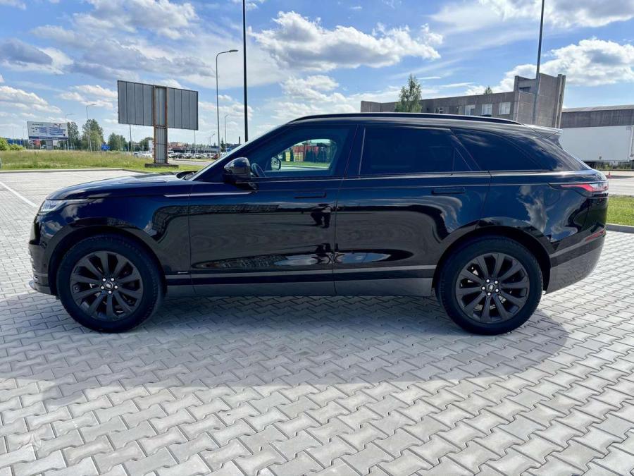 Black Land Rover Range Rover Velar 2019 in Taurage, with an engine capacity of 2.00 L and mileage of 140 thousand km for 21900 €, photo 5 on AUTOMOTO.COM.LV