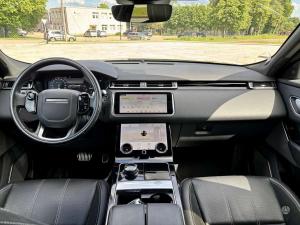Black Land Rover Range Rover Velar 2019 in Taurage, with an engine capacity of 2.00 L and mileage of 140 thousand km for 21900 €, photo 11 on AUTOMOTO.COM.LV