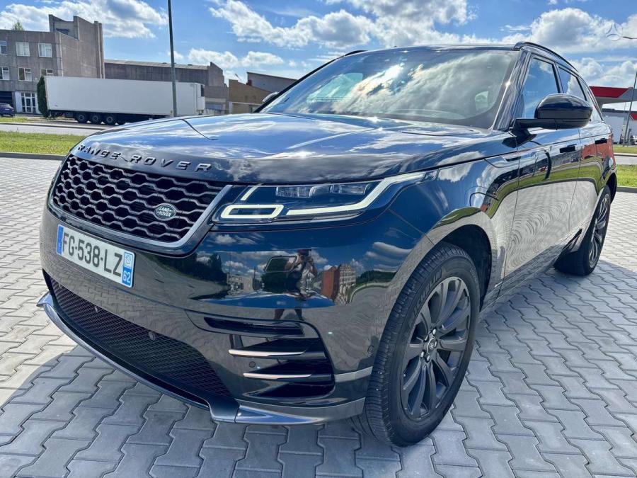 Black Land Rover Range Rover Velar 2019 in Taurage, with an engine capacity of 2.00 L and mileage of 140 thousand km for 21900 €, photo 30 on AUTOMOTO.COM.LV